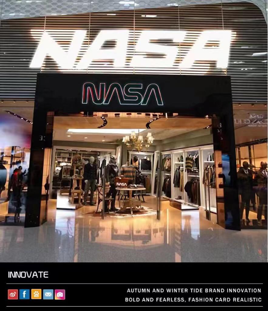 Lee & Nasa – Lee & Nasa